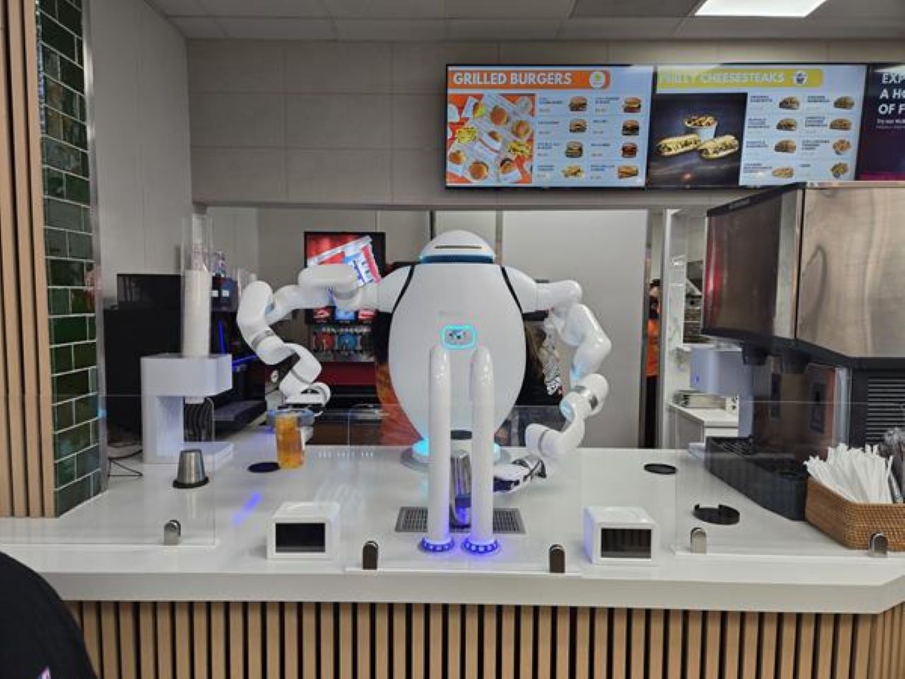 Walmart Adding More Robotic Automated Restaurants