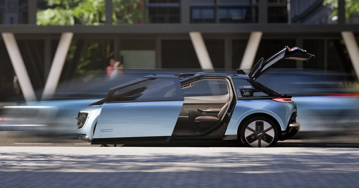 Hypercar Company Reveals Self-Driving Taxi to Take on Tesla