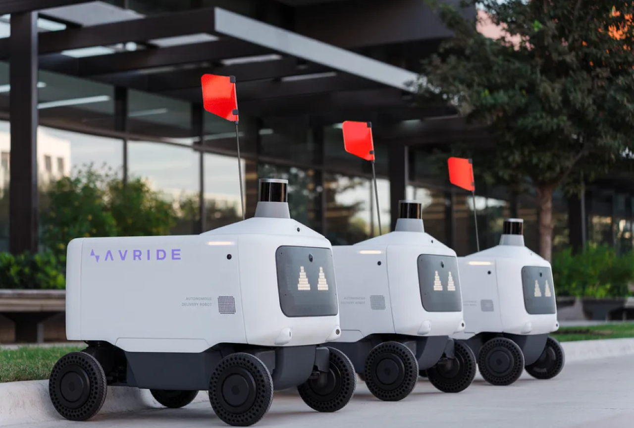 Delivery Robot Retooled for Better Speed, Sharper Turns