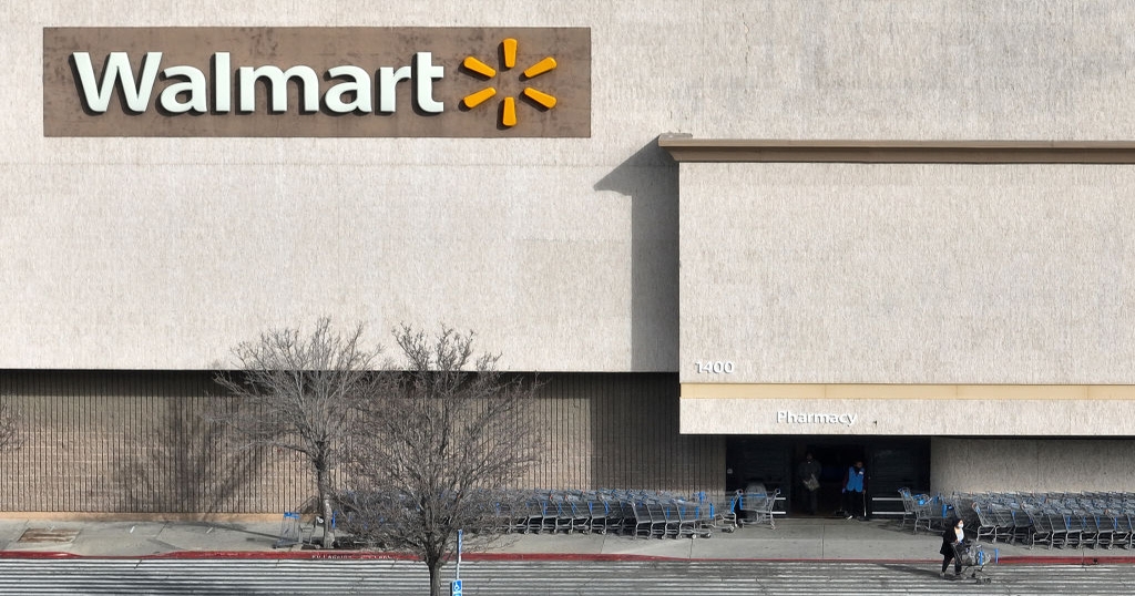 Walmart to Service 65% of Stores With Automated Supply Chain by 2026