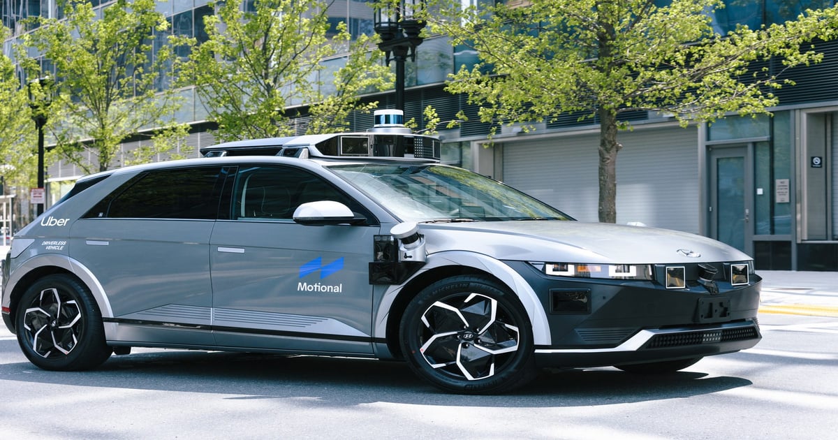 Uber Inks 10-year Deal With Motional Robotaxis | IoT World Today