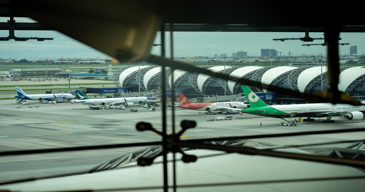 Global Microsoft Outage Grounds Flights, Disrupts Businesses Worldwide