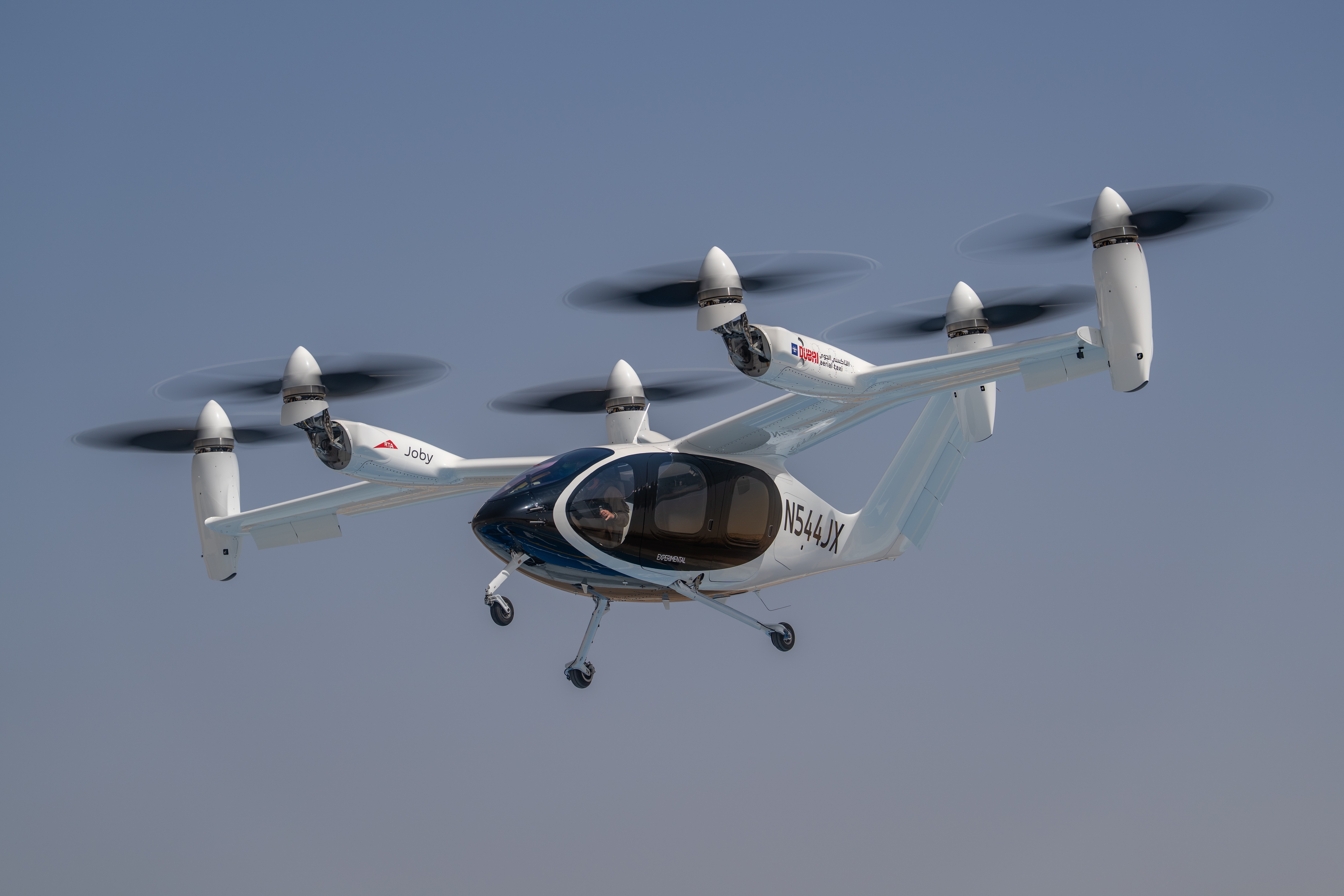 Air Taxi Takes First Piloted Test Flights in Dubai