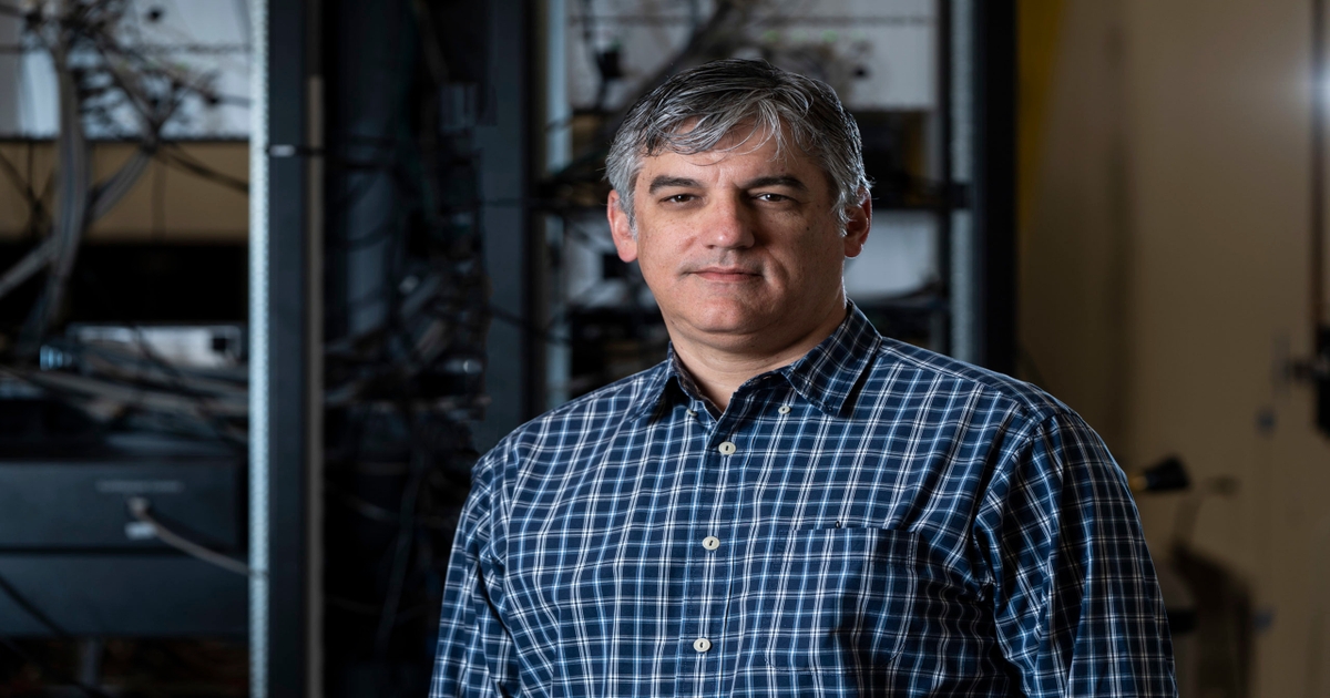 Quantum computing's international influences