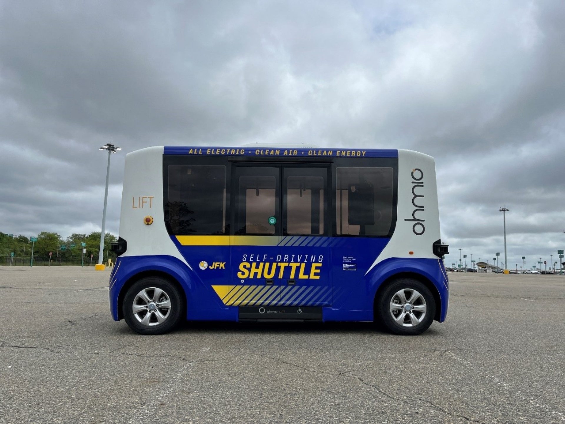 Self-Driving Shuttles Coming to New York’s JFK Airport