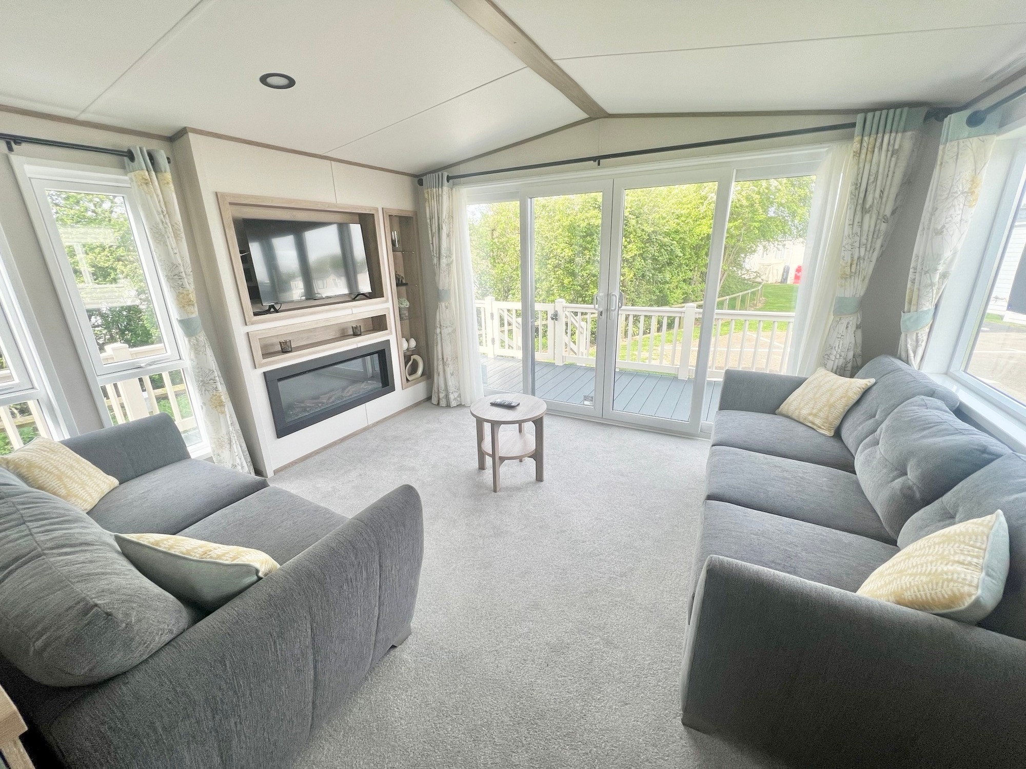 ABI Ingleton 2023 For Sale at Oaklands Holiday Park, Essex