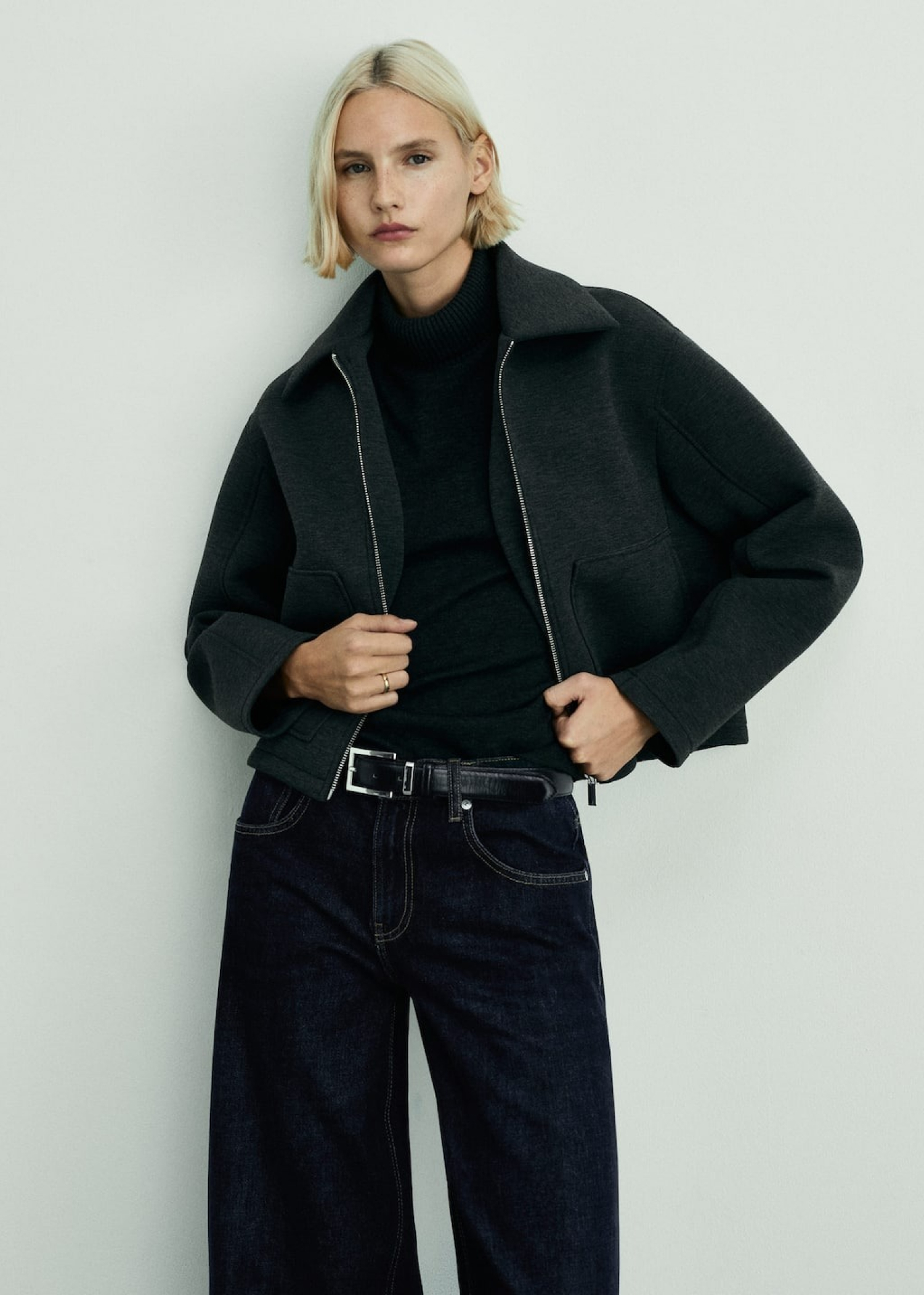 4 looks total black de mujer para triunfar este invierno | Discover by ...