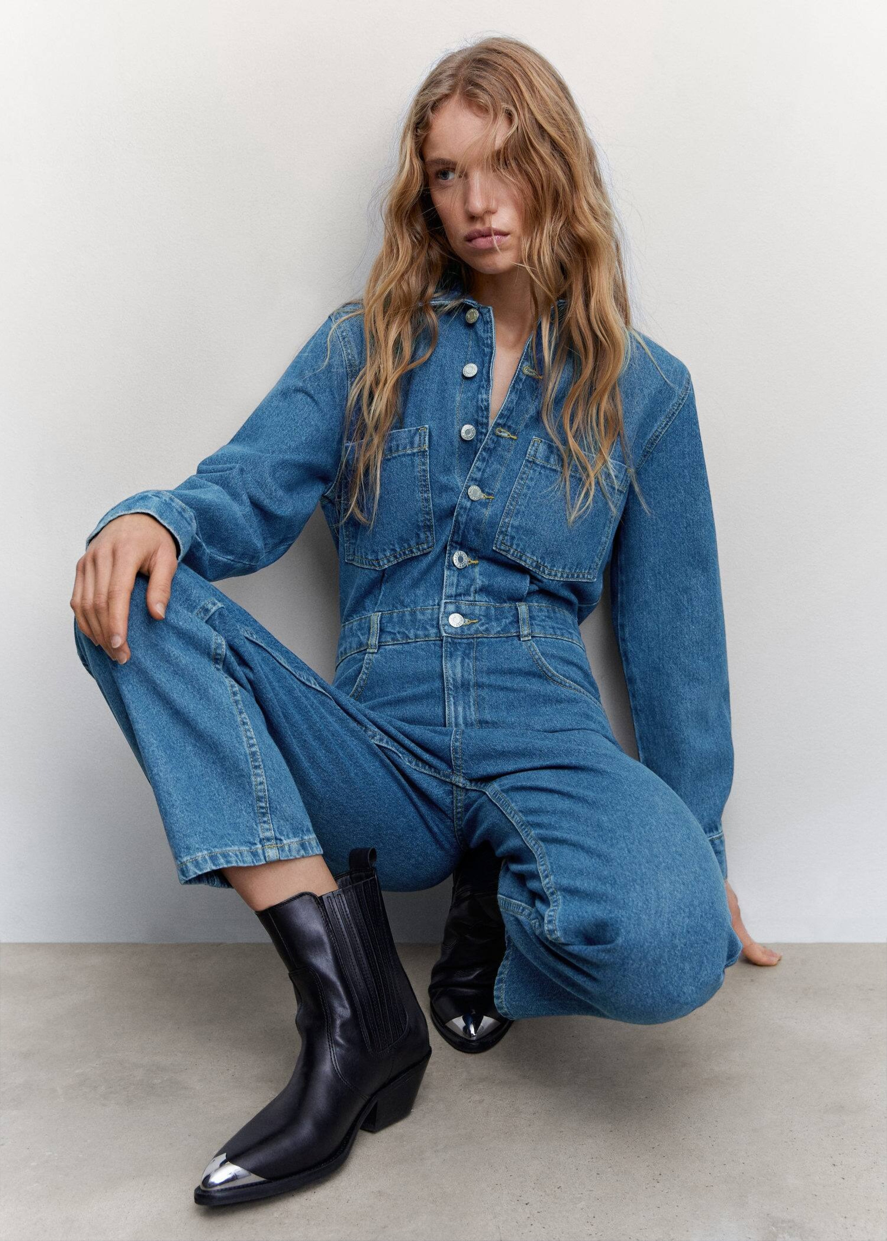 7 denim outfits for women and how to wear them | Discover by MANGO