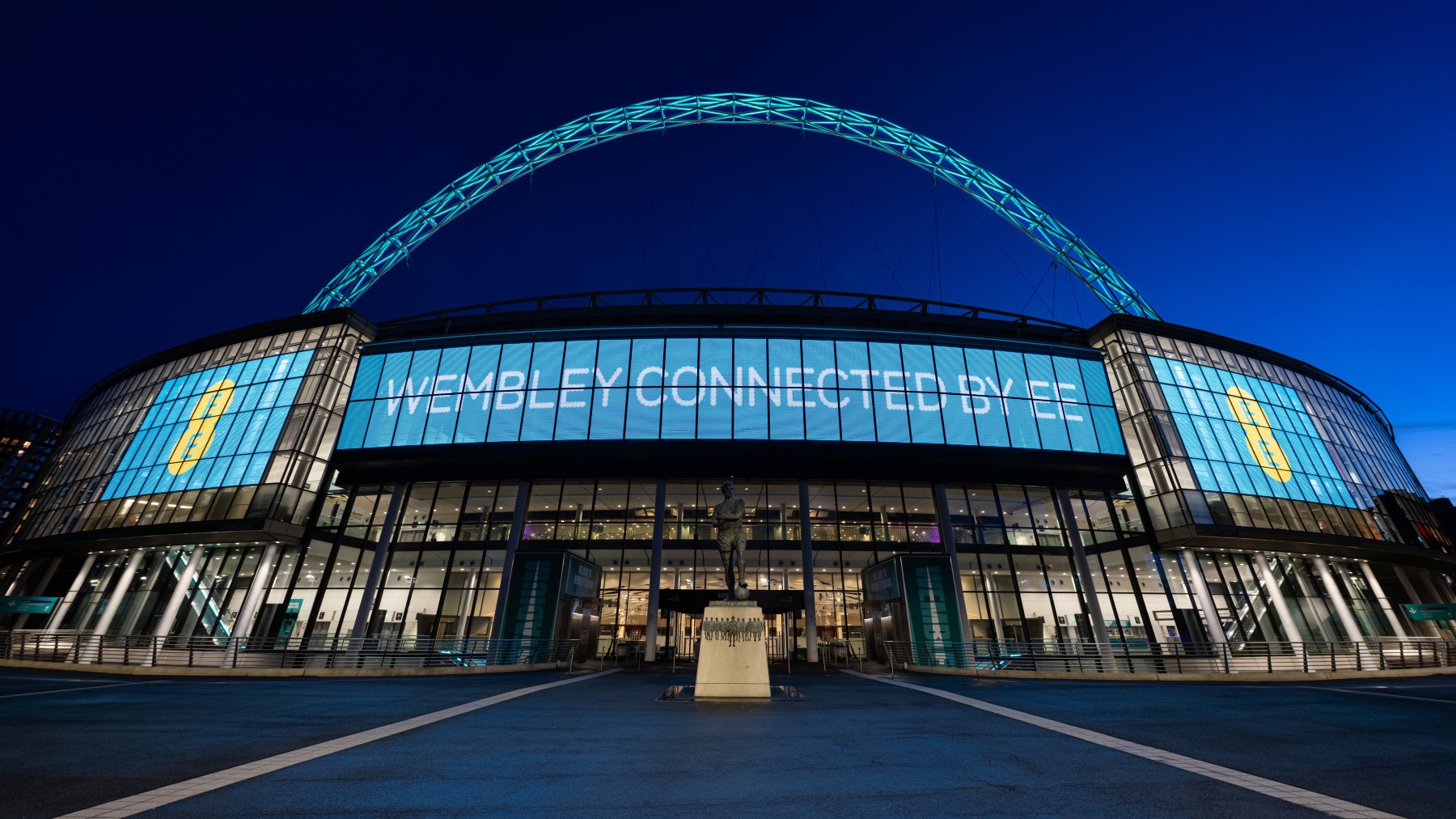 EE switches on 5G standalone network in Wembley Stadium