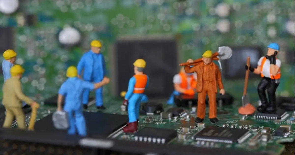 UK chucks another £10 million at semiconductor sector