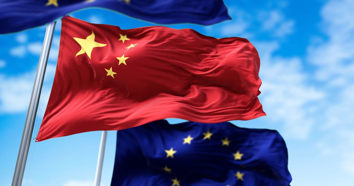 EU again teases formal Huawei ban