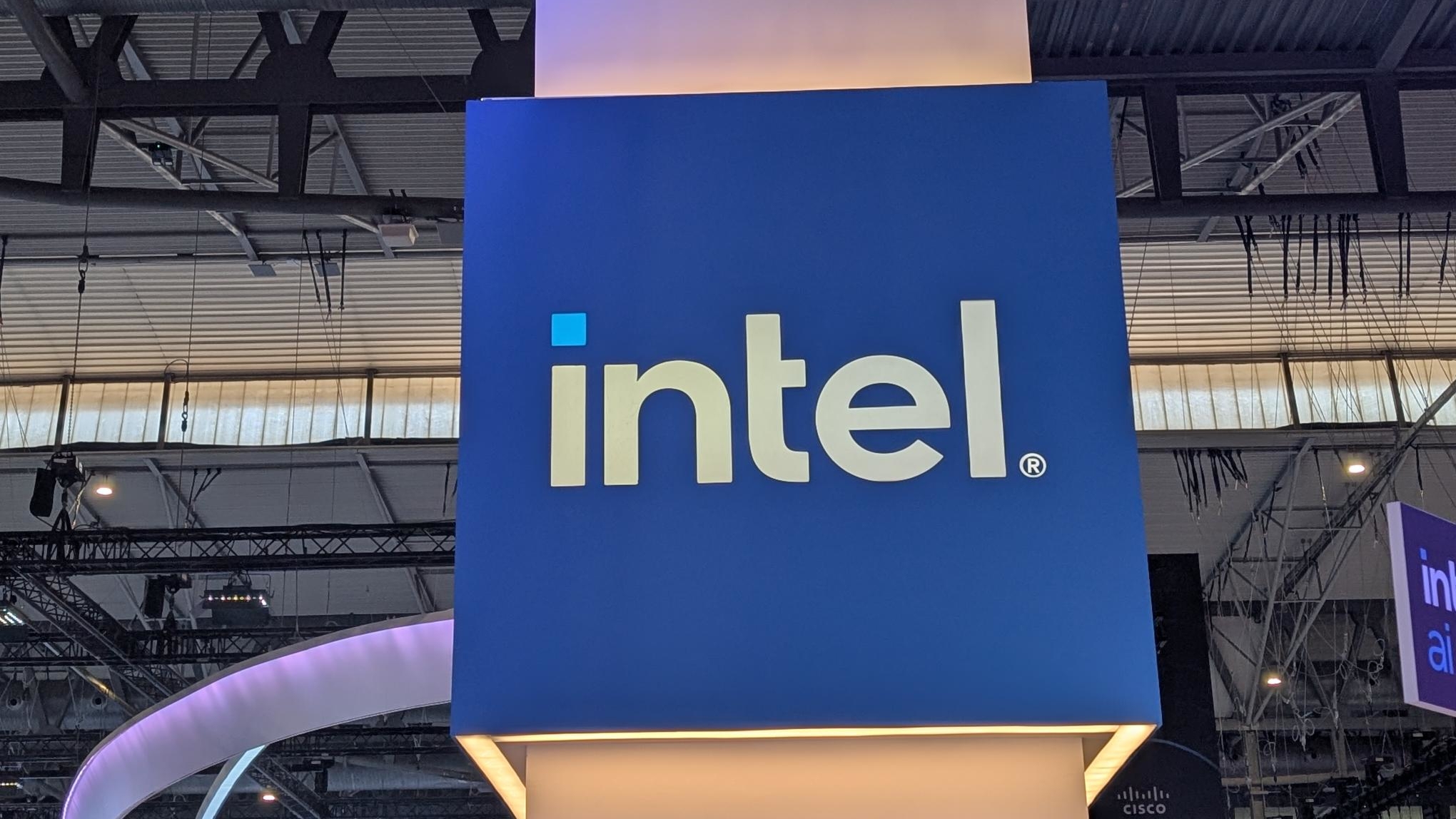 VMO2 extends 5G standalone to business customers