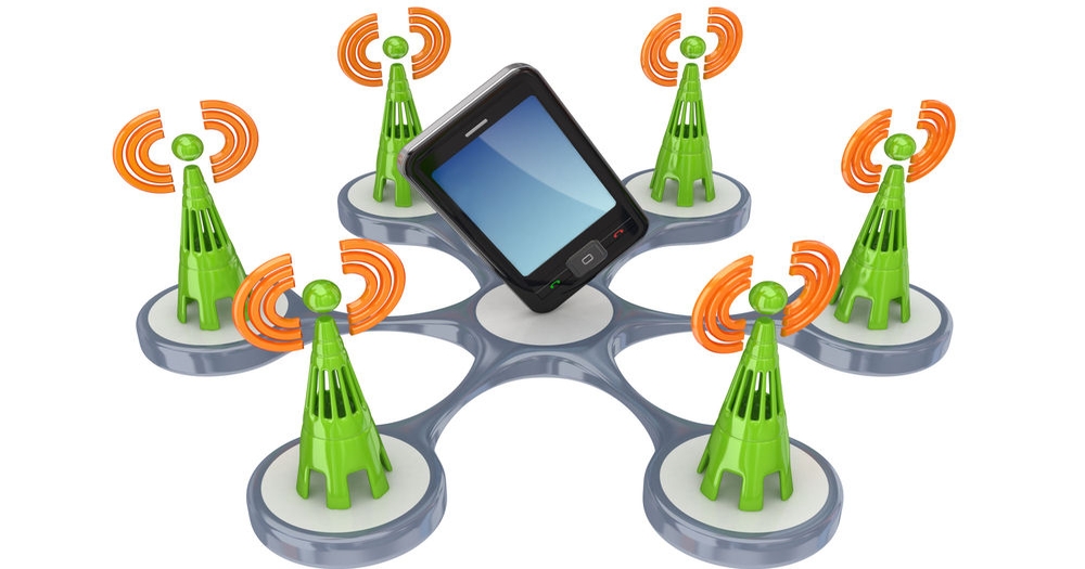 How do DAS and small cells compare?