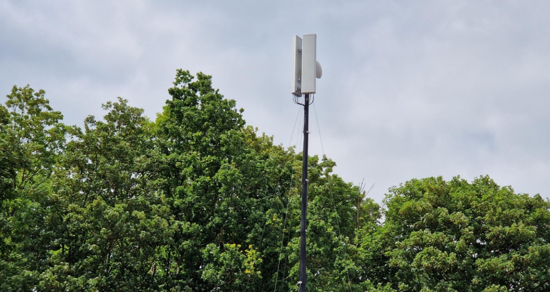 EE bolsters network with temporary masts for summer events