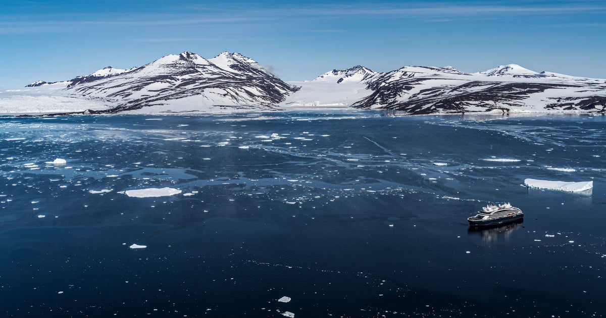 Eutelsat OneWeb satellites hook up polar exploration ship