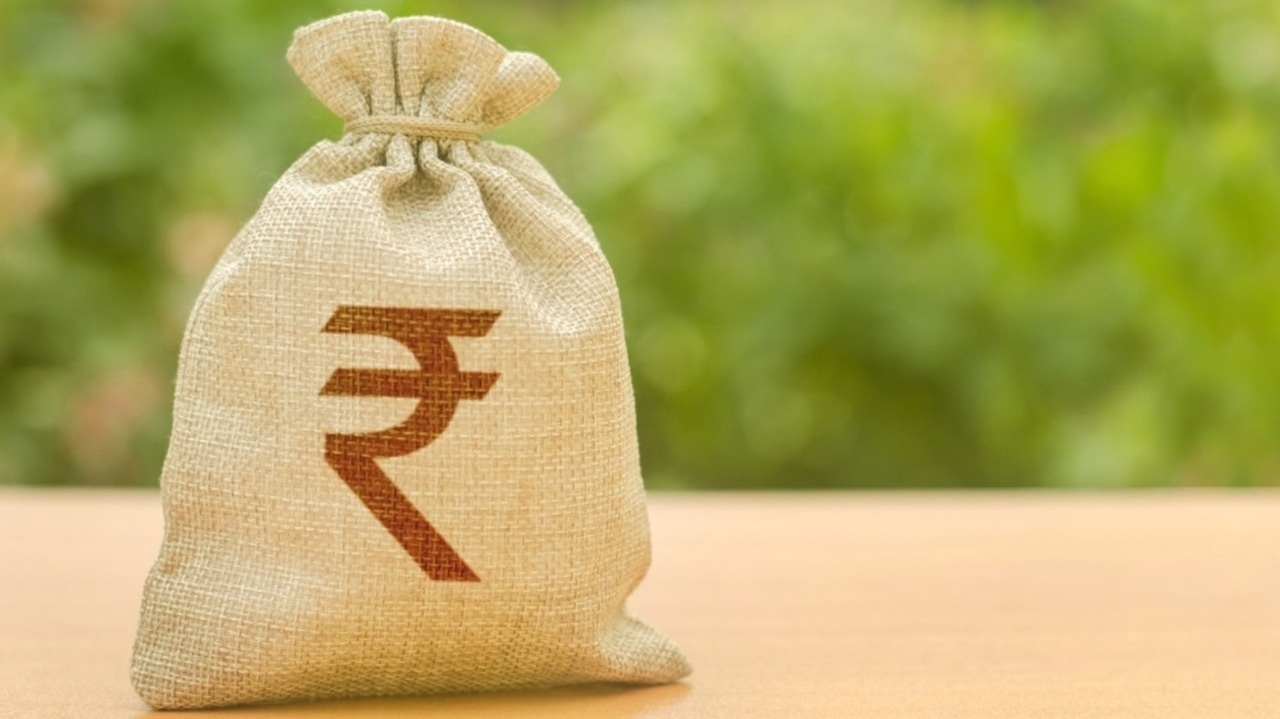 Reliance Jio gears up for India's biggest IPO Reliance Jio gears up for India's biggest IPO