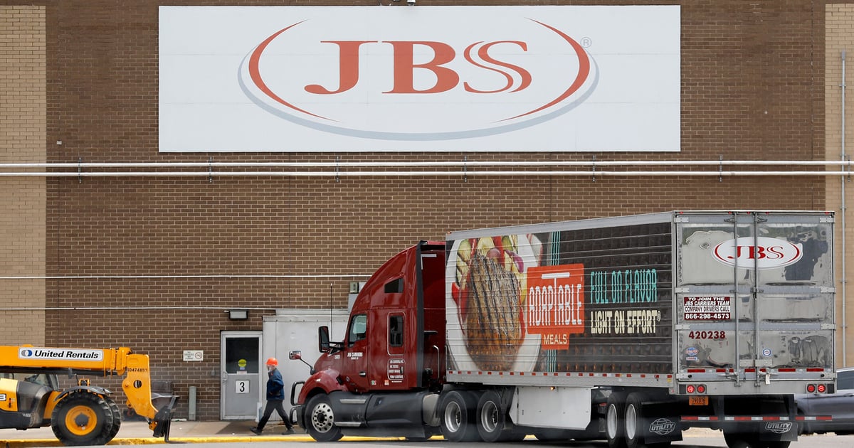JBS to close California beef plant