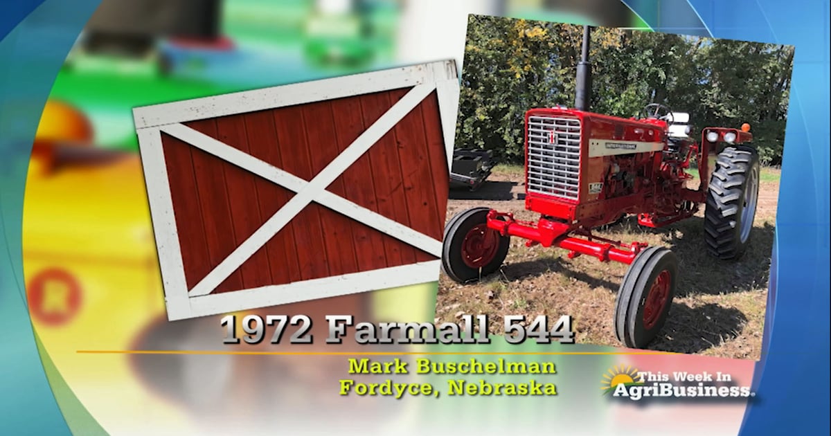 1972 Farmall 544
