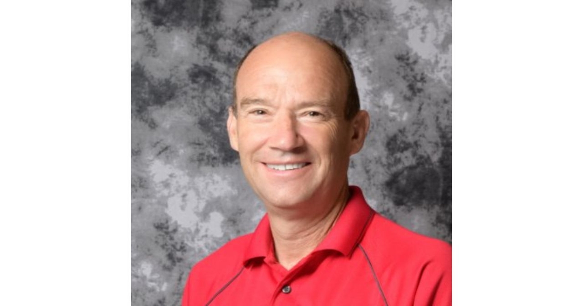 Dr. Hunter Lang honored as 2025 Mentor of the Year