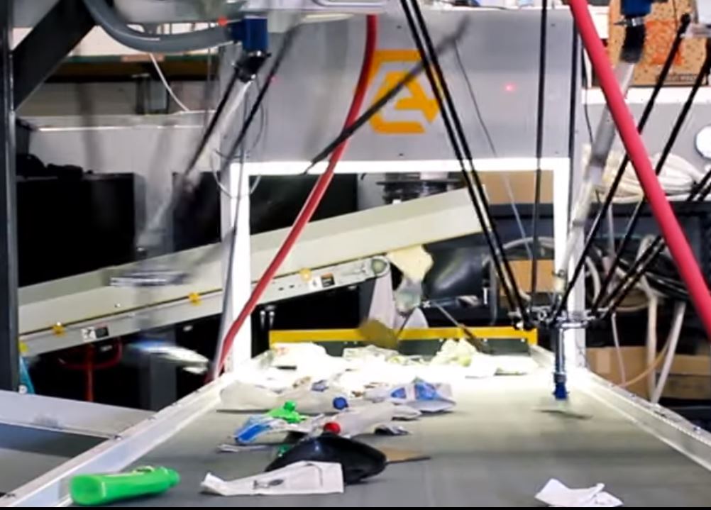 AMP Robotics’ Dual-robot Recycling System Increases Productivity