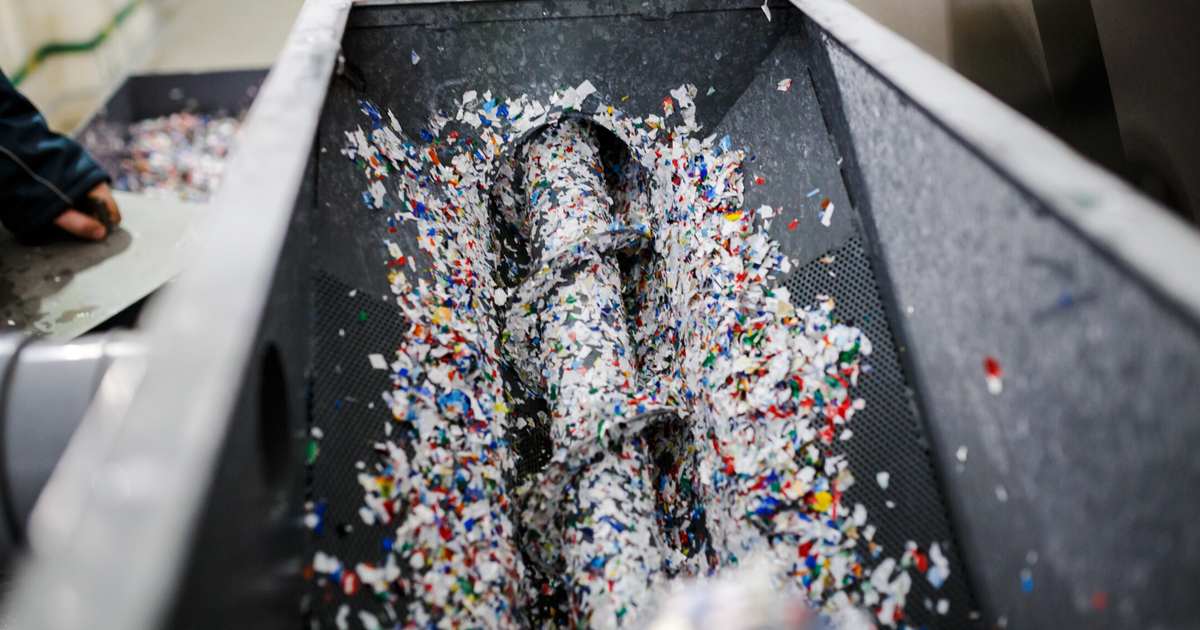 Four Label Innovations for the PET Recycling Process