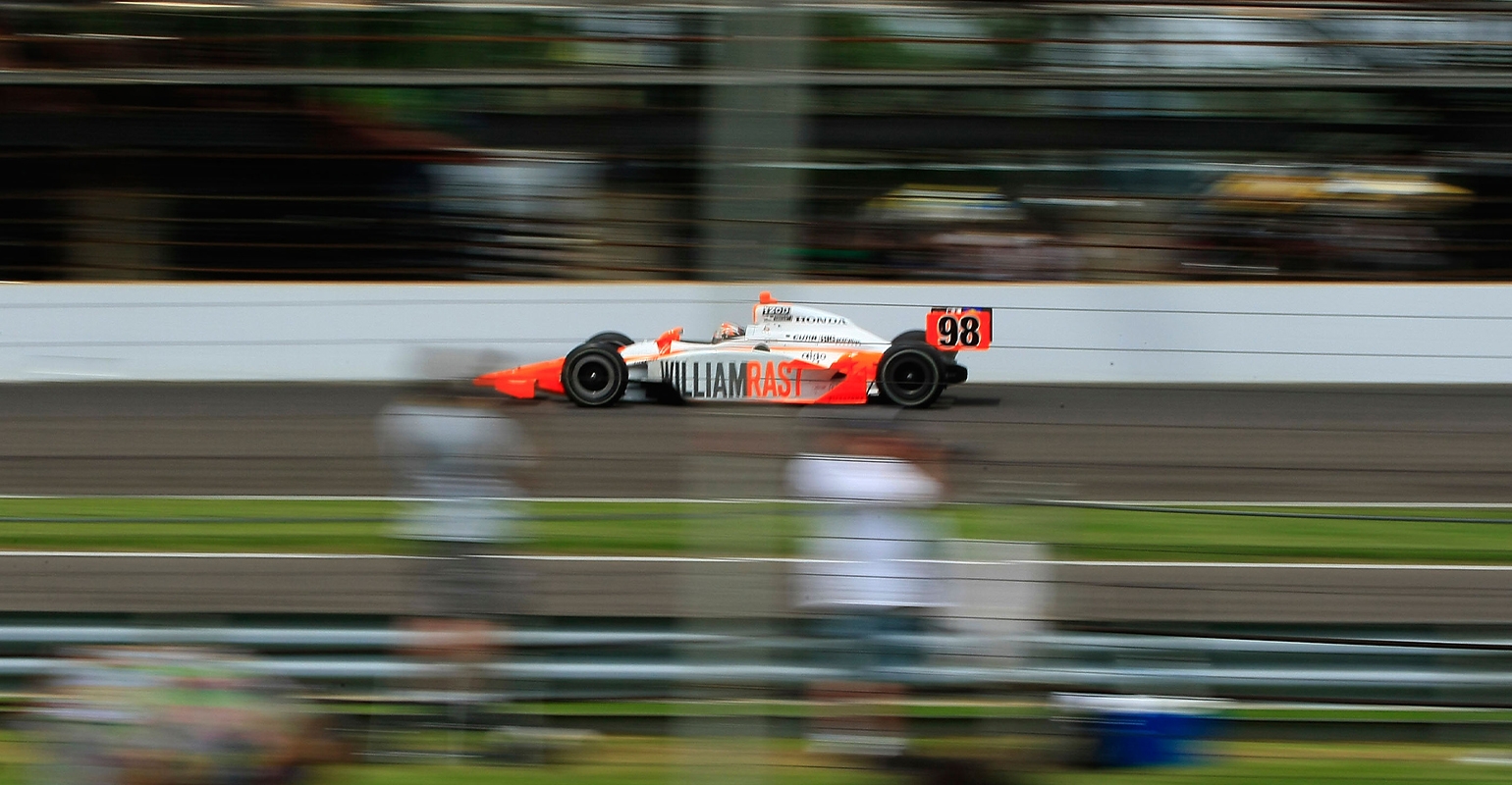 Bridgestone Uses Recycled Plastic in Tires for Indy 500