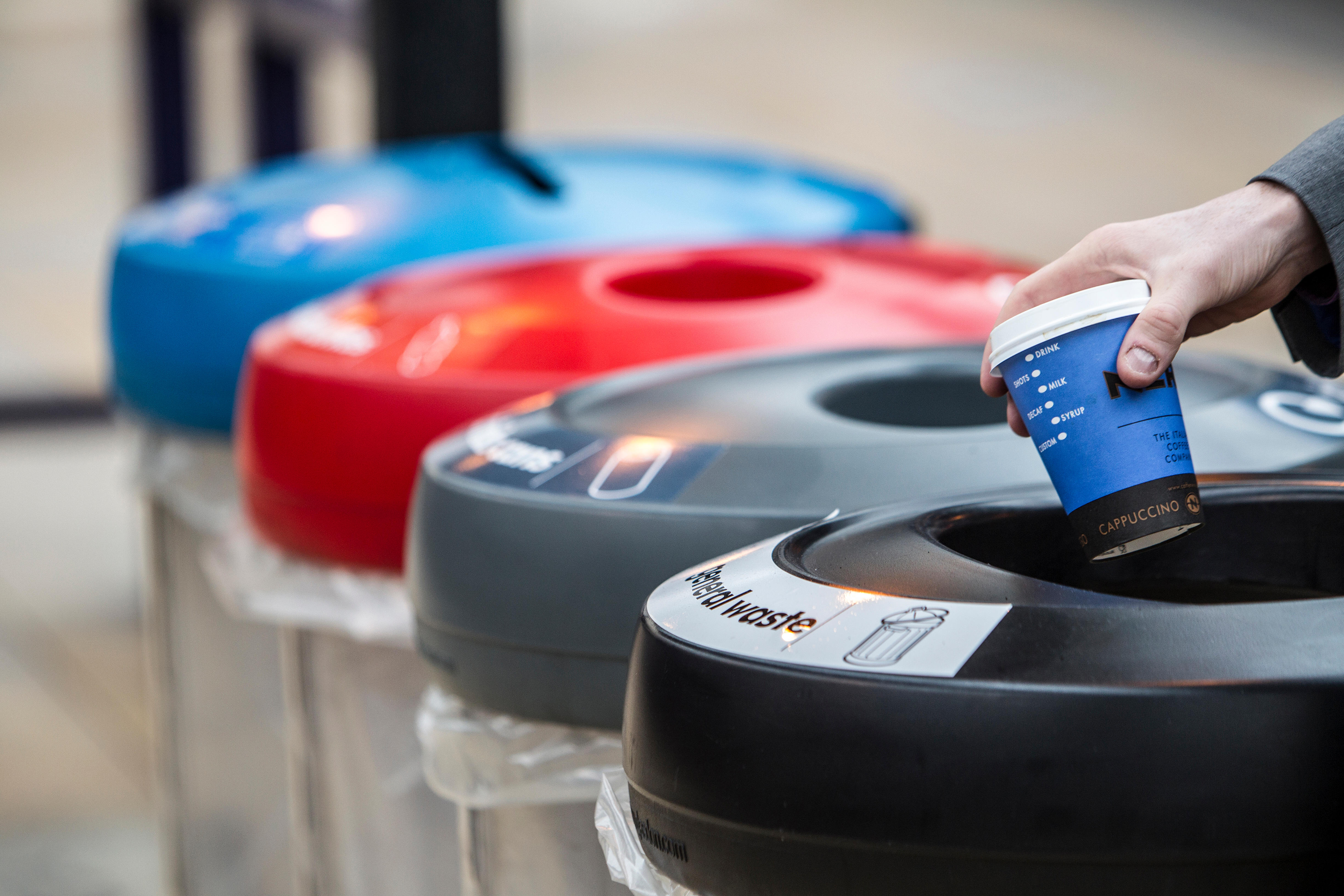 10 Innovative and Informative Waste and Recycling Apps