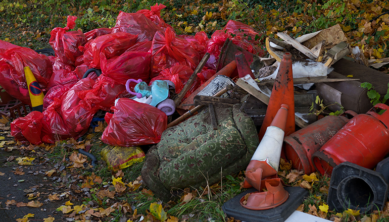 Cleveland Fines Residents for Trash Violations