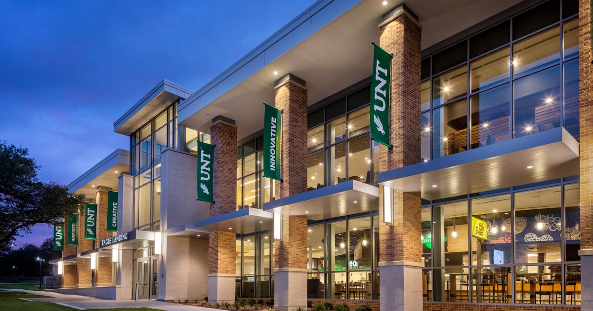 University of North Texas’ new dining hall is a food court-inspired feat
