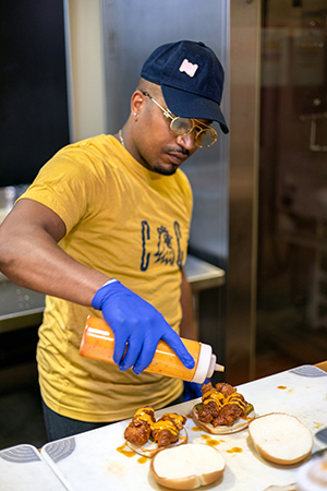 Aladdin chicken concept debuts at Southern Oregon University