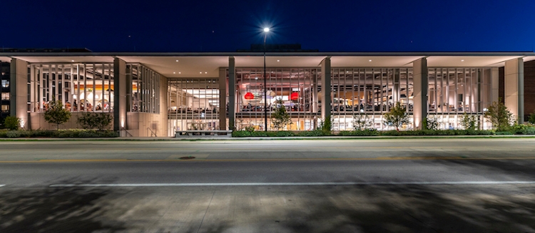 How University of Illinois crafted a community-centered eatery with ...