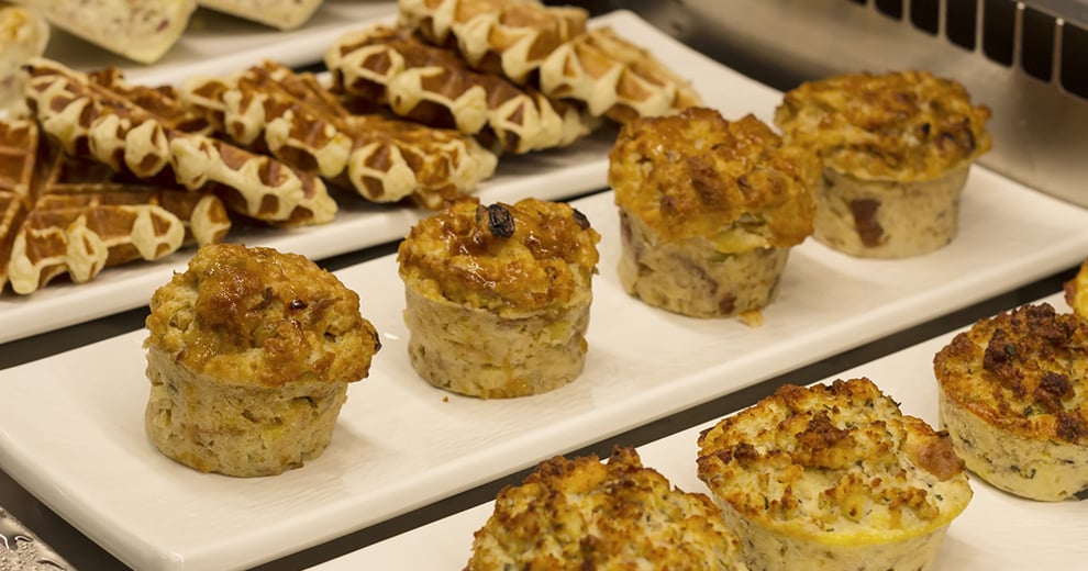 University students flock to joint dining/study facility