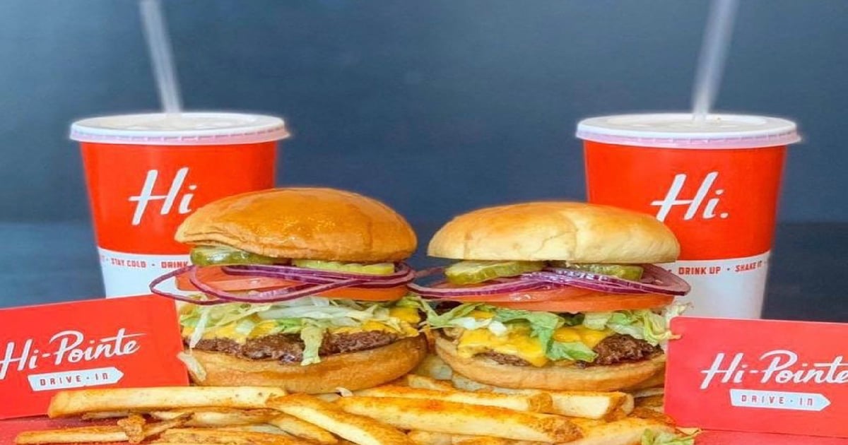 New menu selections from Levy at United Center and Enterprise Center