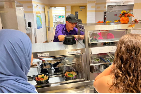 Build-your-own poke bowls a hit with Broward County Public Schools