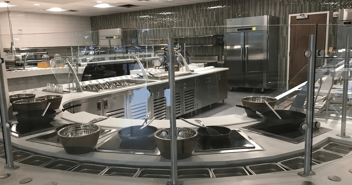 A hospital kitchen balances quality and quantity