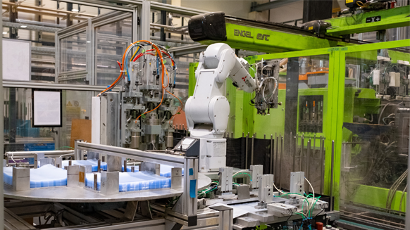 ME robots at Durable - a success story - Mitsubishi Electric Factory ...