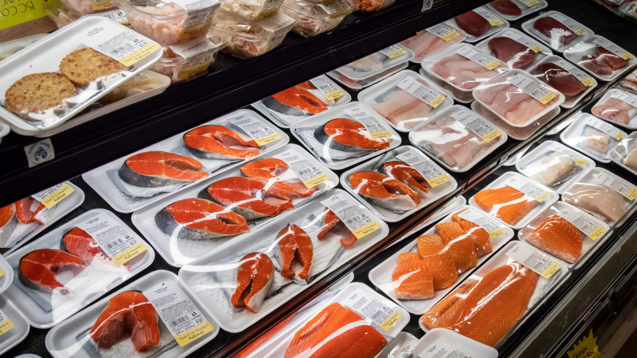 Fresh options separate grocers: report
