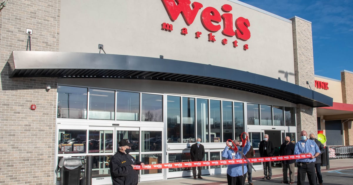 Weis Markets Opens New Store in Dingmans Ferry, Pa.