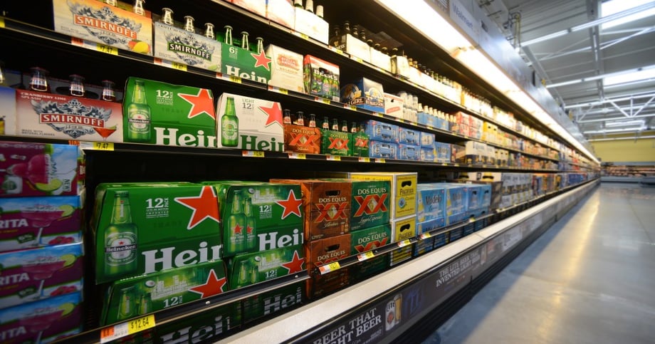 Walmart Grocery Pickup now offers adult beverages at 2,000 stores