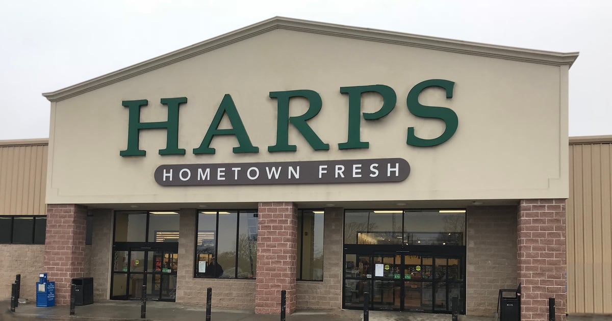Harps Food Stores to acquire Beachler's Hometown Market