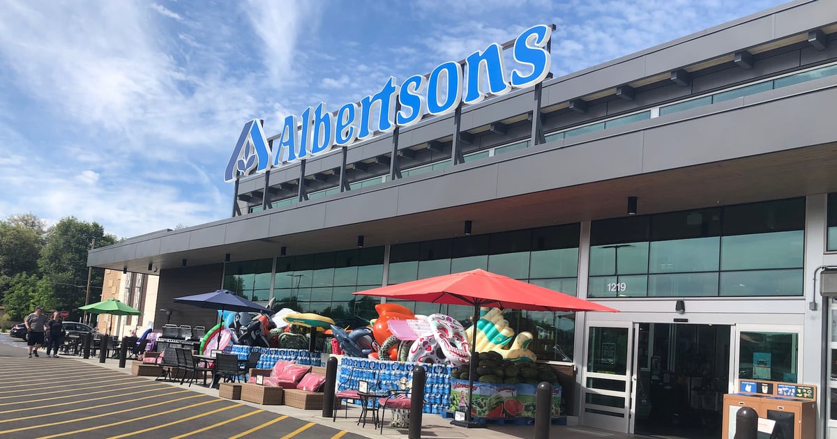Albertsons closes out fiscal 2022 on an up note