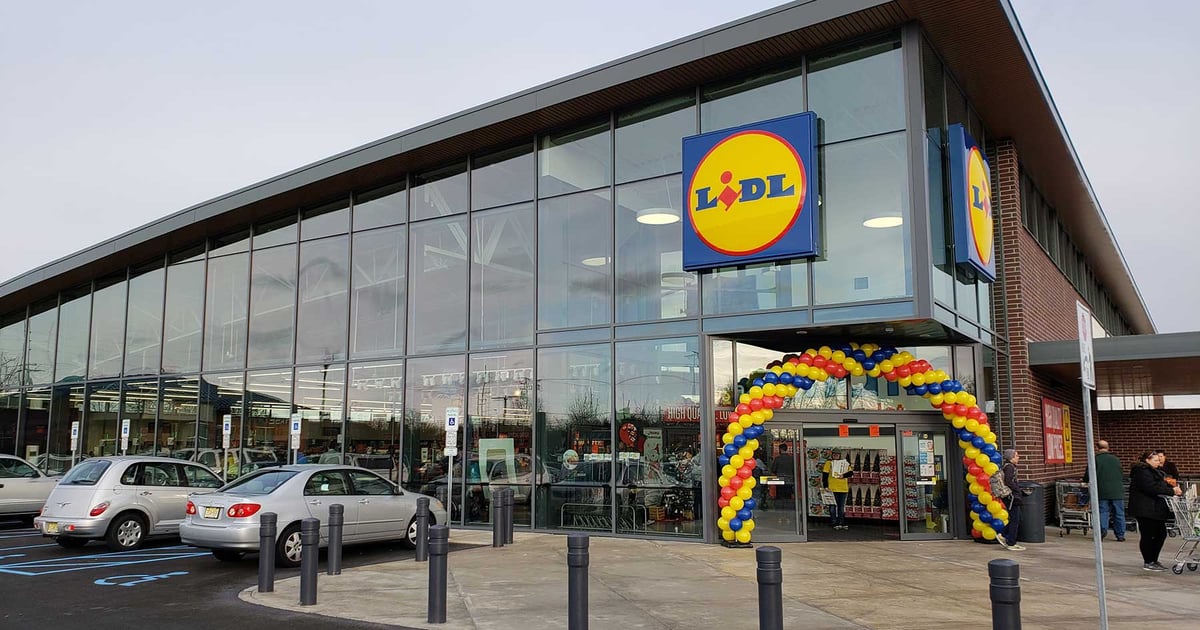 Inside the Jersey Shore Discount Invasion