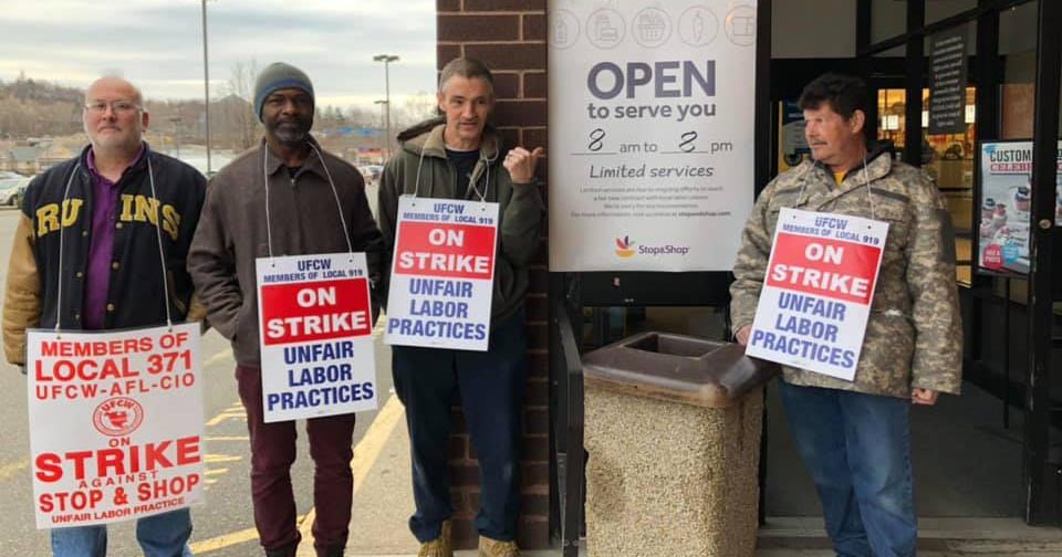 New England Stop & Shop Workers Call a Strike