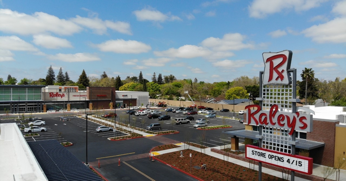 Raley’s Opens New Flagship Store in Face of Epic Challenges