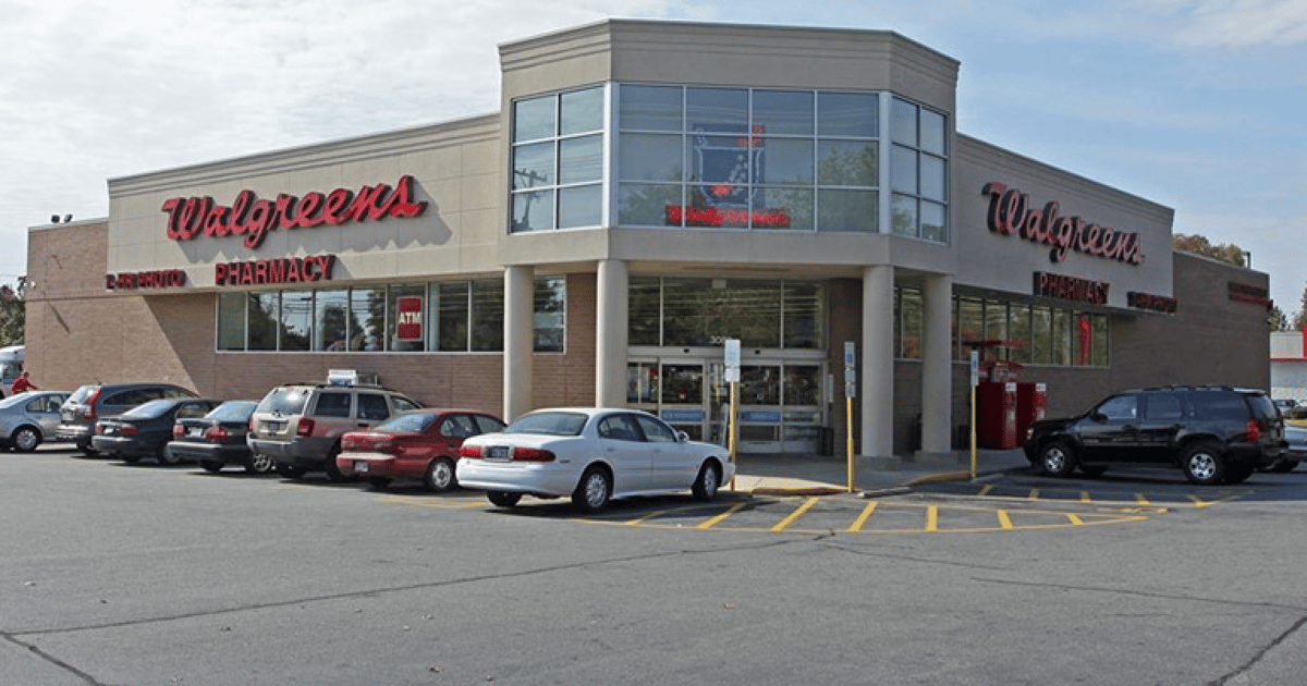 Walgreens kicks off last-mile delivery with DoorDash