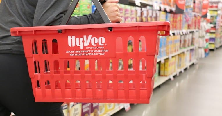 Hy-Vee joins Consortium to Reinvent the Retail Bag