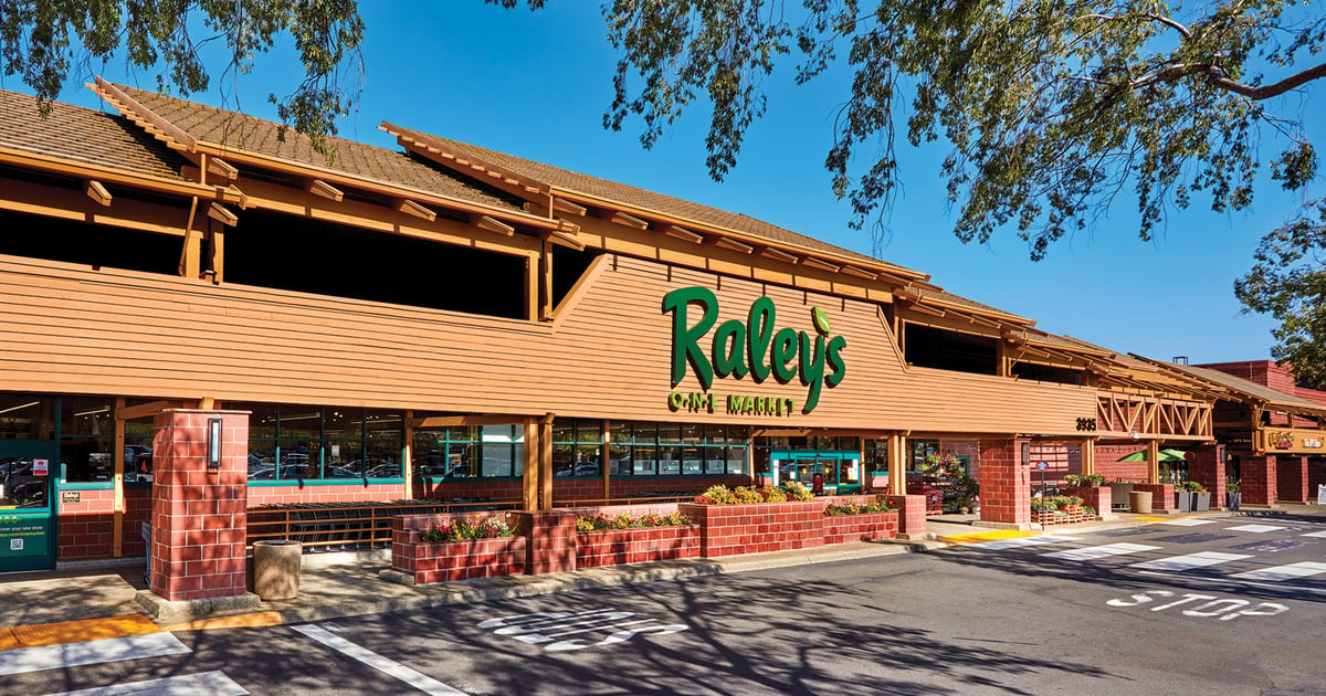 Raley's O-N-E Market in Photos