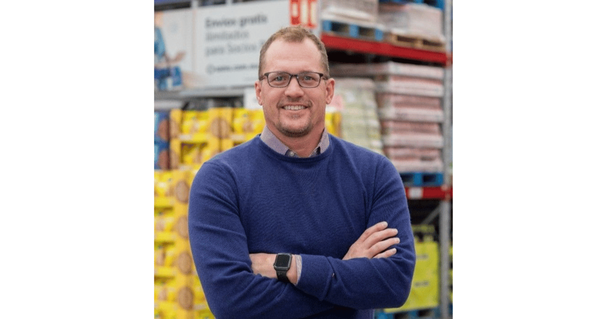 Walmart names new Neighborhood Market division head
