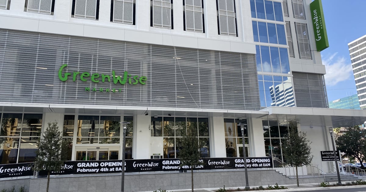 Inside GreenWise Market’s 1st High-Rise Location