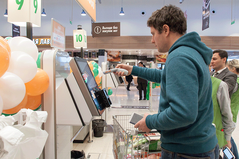 Woodman’s pilots checkout technology